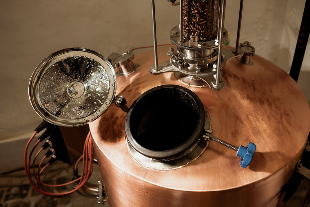 Elevenses Distillery | Premium Welsh Craft Gin from Snowdonia